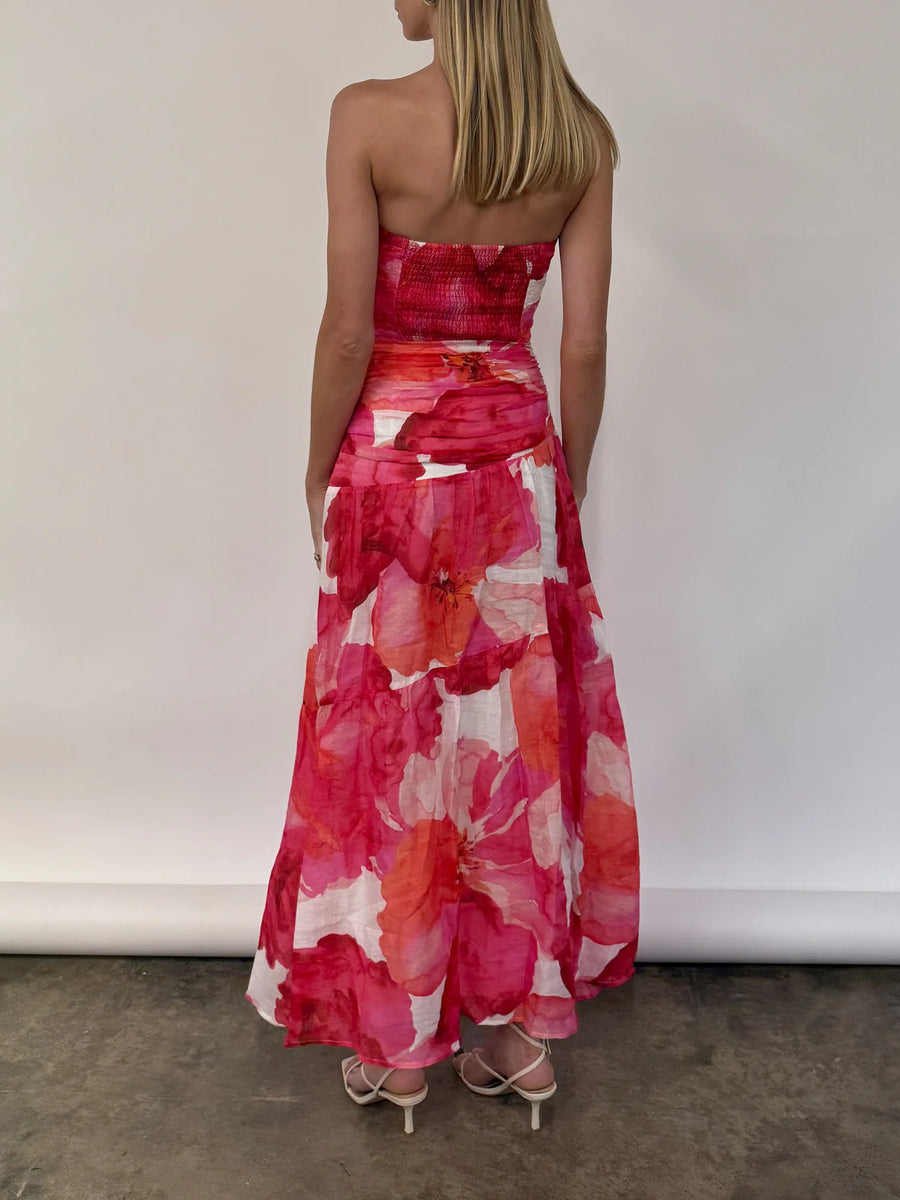 ISSY Isles Dress Pink Floral – Boutique Hire